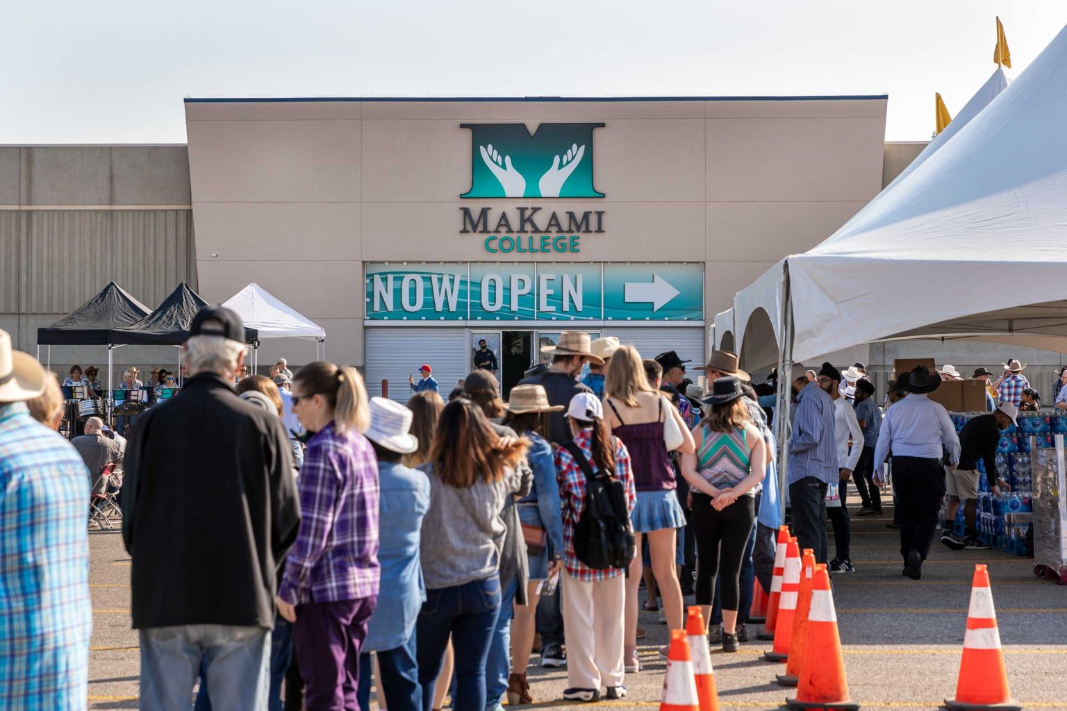 MaKami College Named #1 Best College for Massage Therapy in Canada 2023 ...